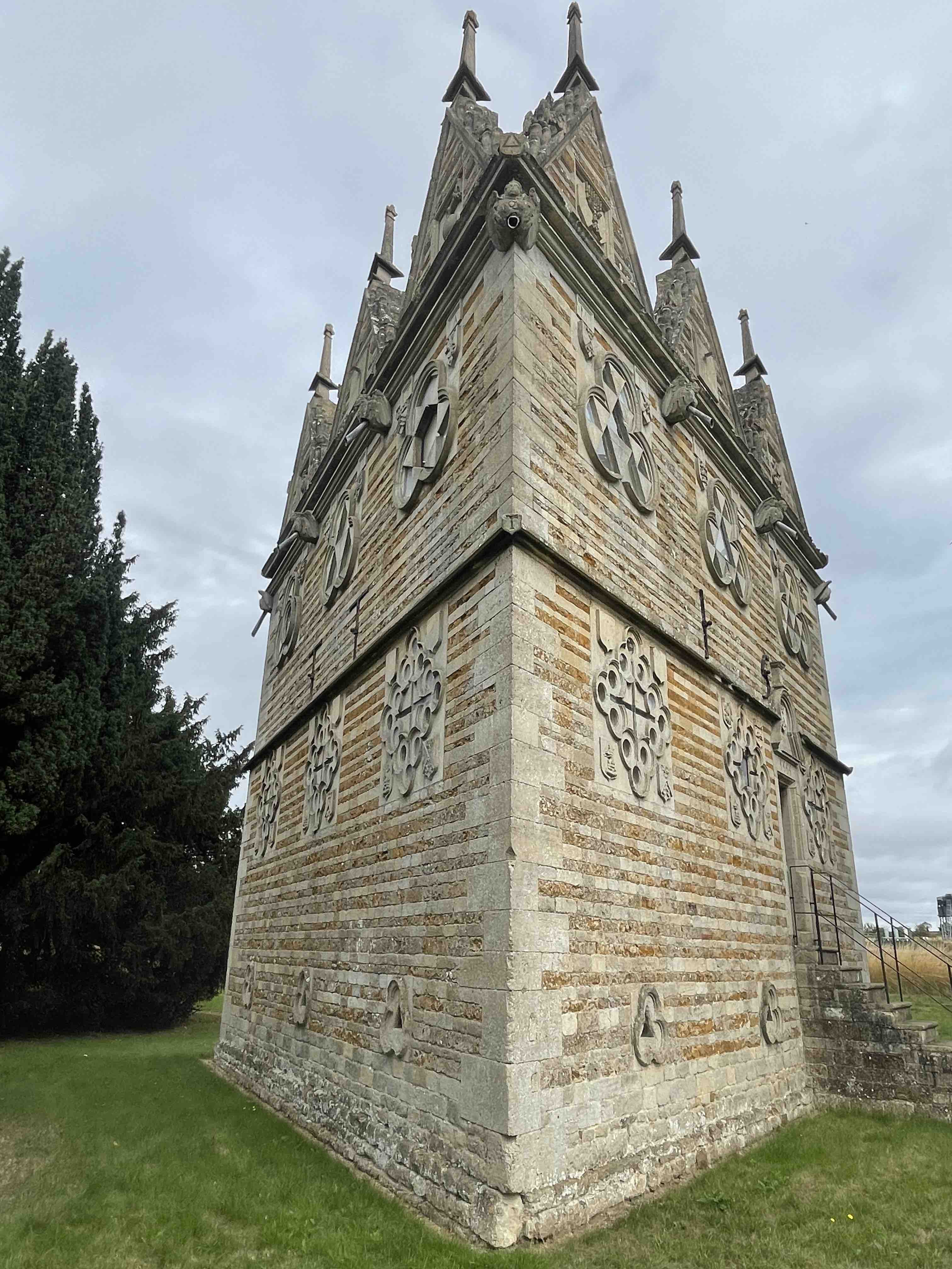 BLOG PAGE – The Triangular Lodge at Rushton: Faith in Stone ...